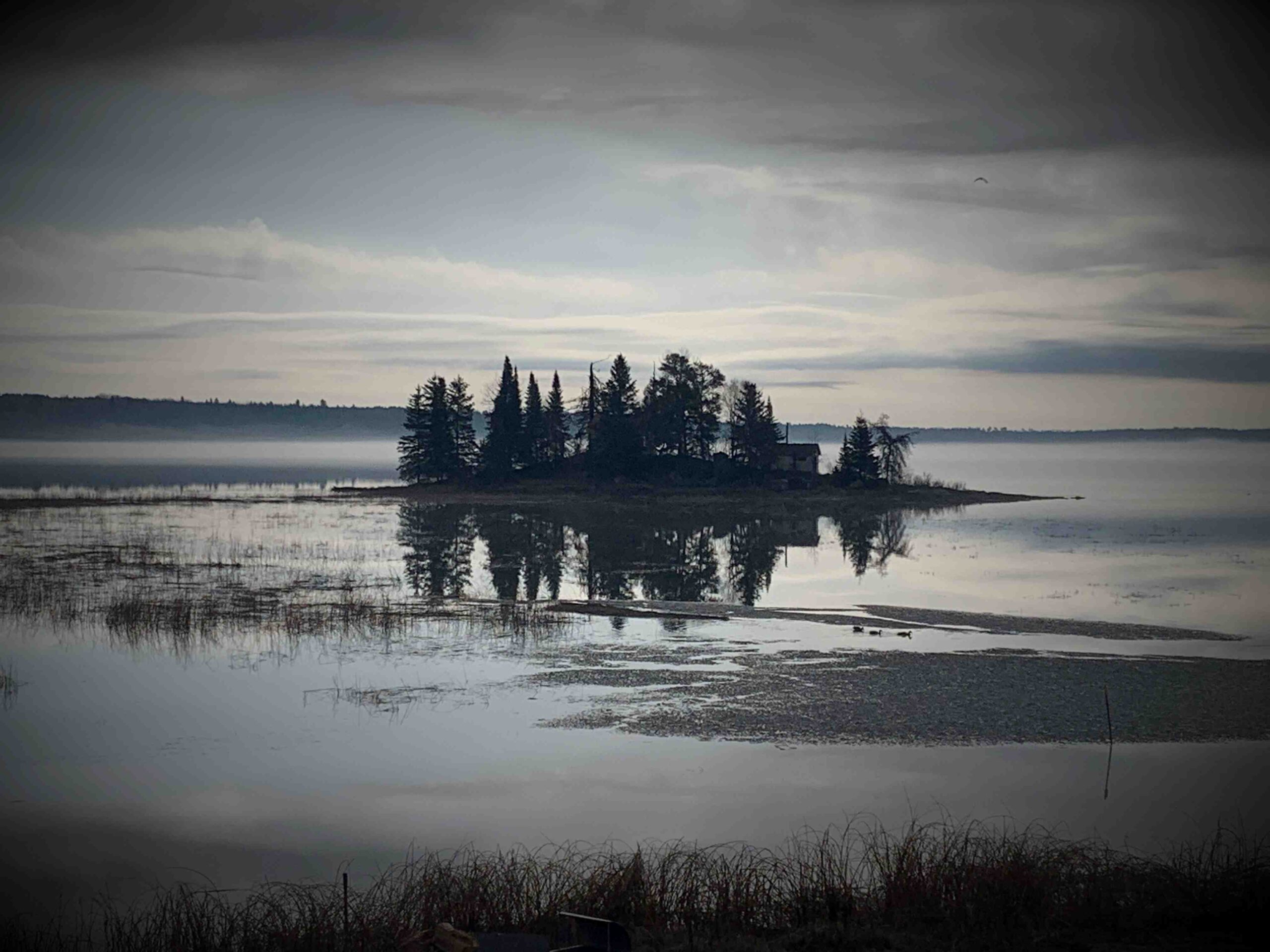 Ice Out Update: May 9, 2023 - Vermillion Bay Lodge